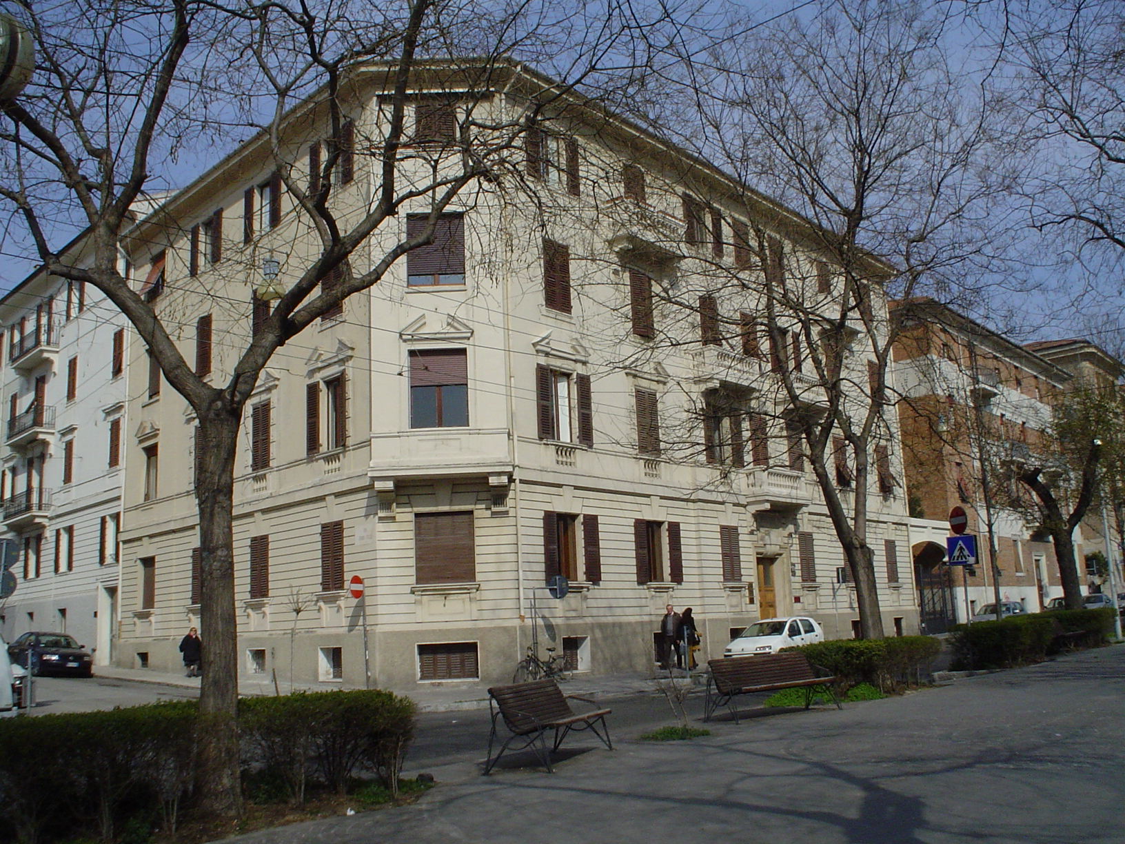 Palazzo in stile neoclassico Ancona, 1914/00/00 post - 1935/00/00 ante