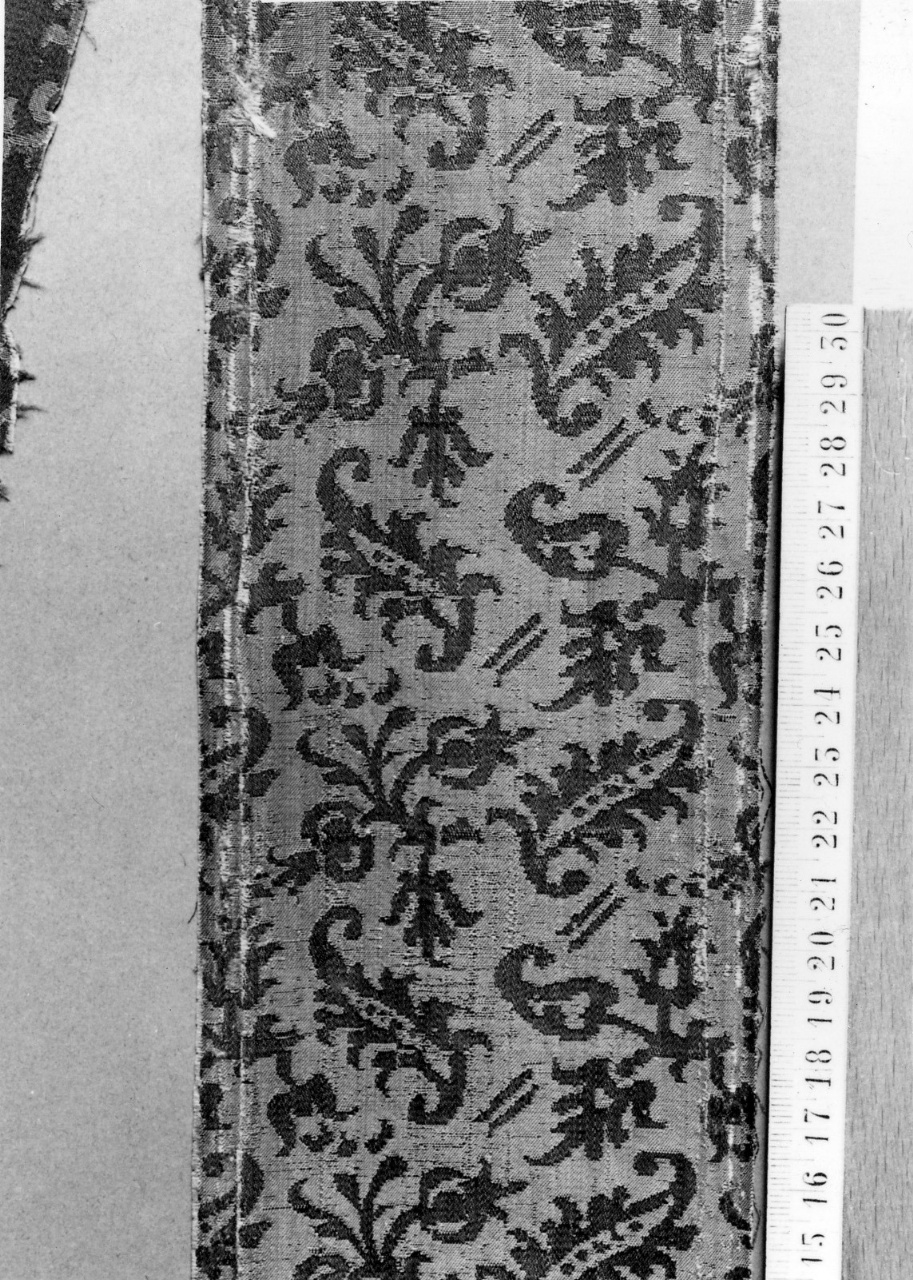 tessuto, frammento - manifattura italiana (sec XVI) tessuto 1500